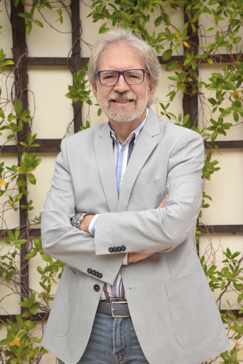 DANIEL COSTANZO CABALLERO | Chic